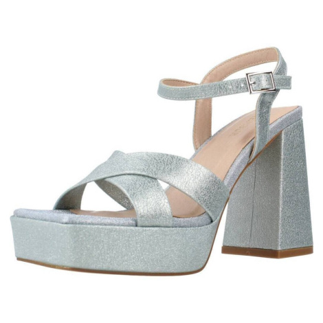 Dámské sandály Menbur >>> vybírejte z 62 sandálů Menbur ZDE | Modio.cz